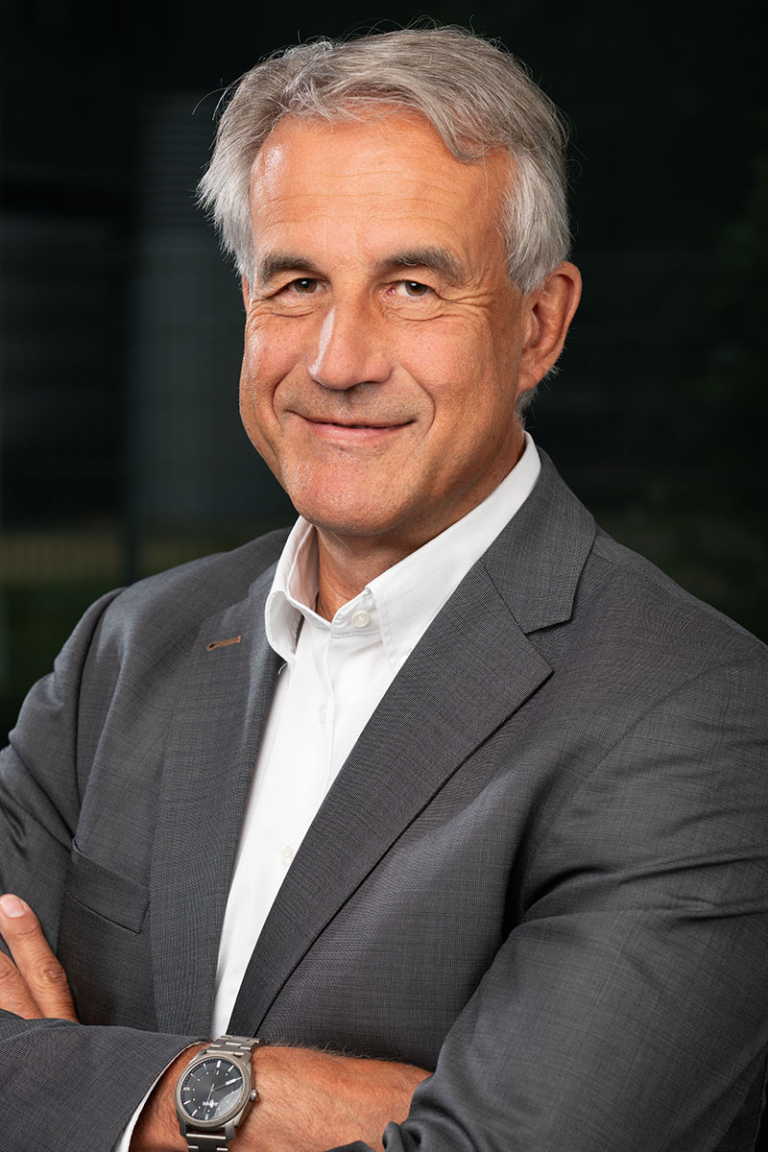 Company - KHD Humboldt Wedag